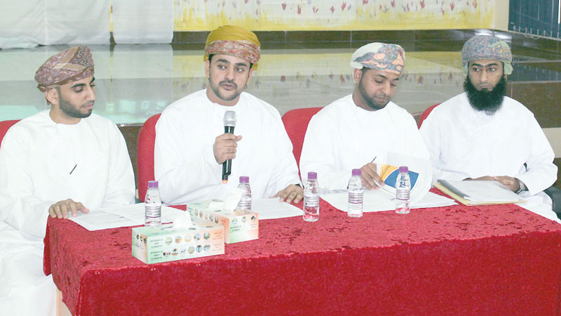 «المدارس الخاصة» بالداخلية تناقش تطوير العمل - الموقع الرسمي لجريدة عمان